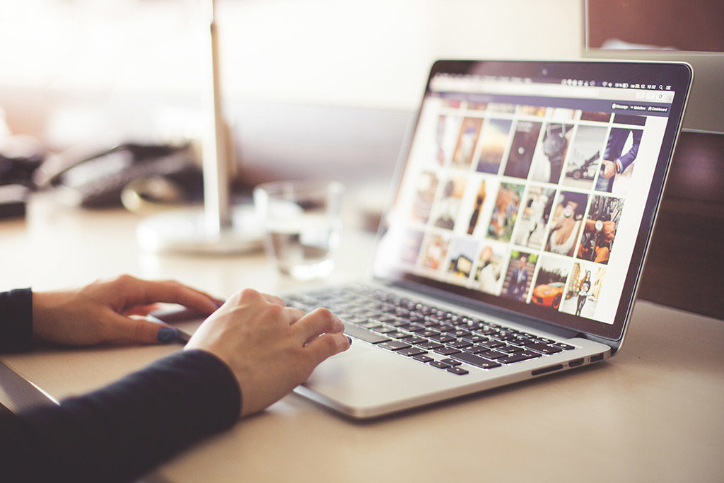 How to Build a Photography Portfolio, Step-By-Step Guide